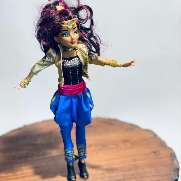 Disney | Toys | Disney Descendants Genie Chic Jordan Of Auradon Prep ...